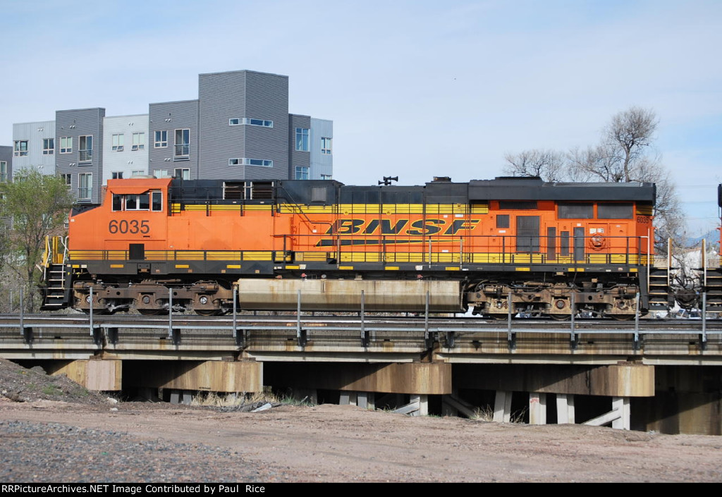 BNSF 6035